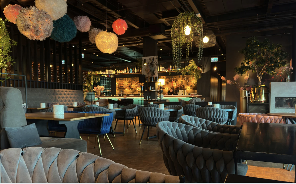 cafe-interior-designer - Oraanj Interior Design